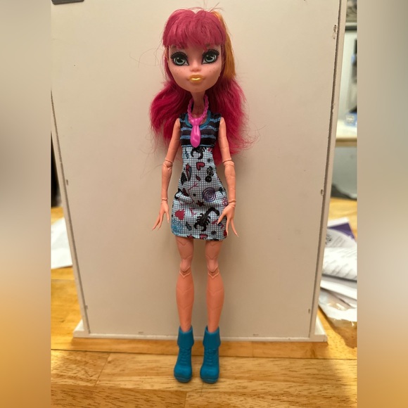 monster high | Toys | Monster High Geek Shriek Gigi Grant Doll | Poshmark